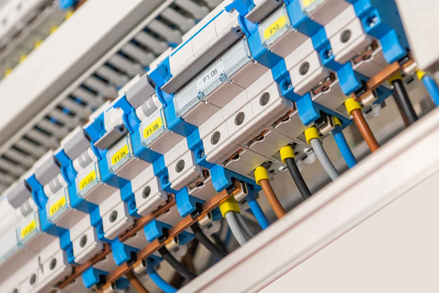 Fabricación Cuadros Eléctricos a Medida | Blog | STM